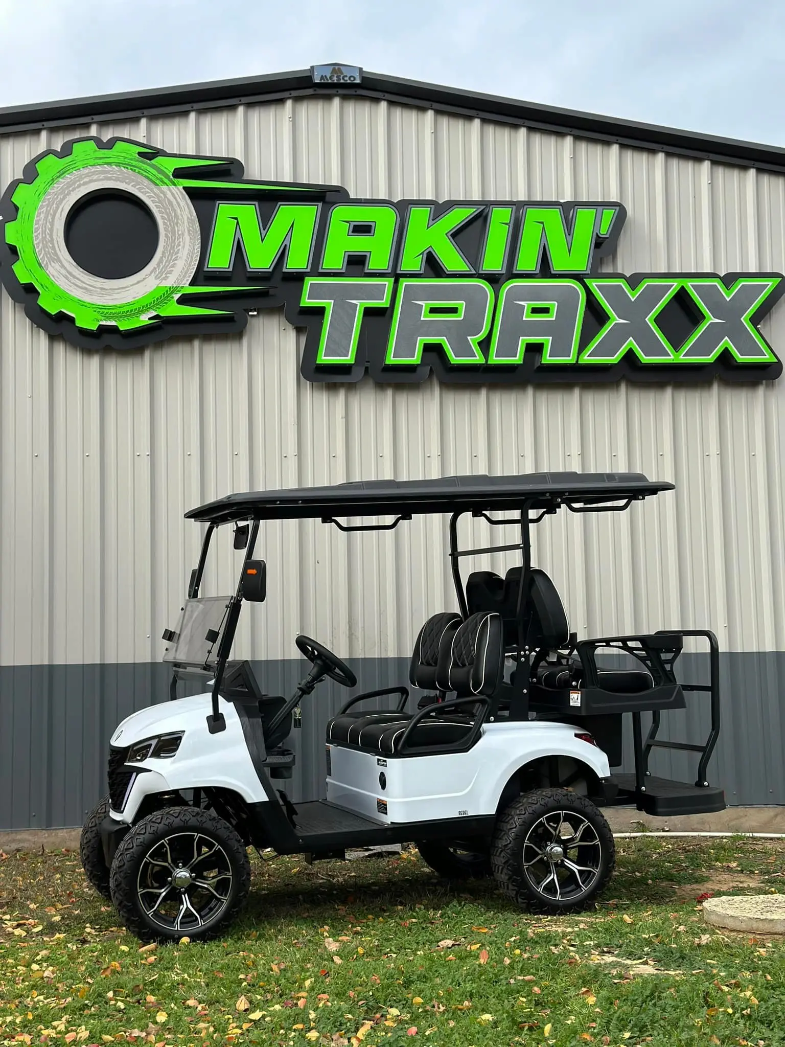 Makin’ Traxx: Authorized Golf Cart Dealer in Weatherford, TX